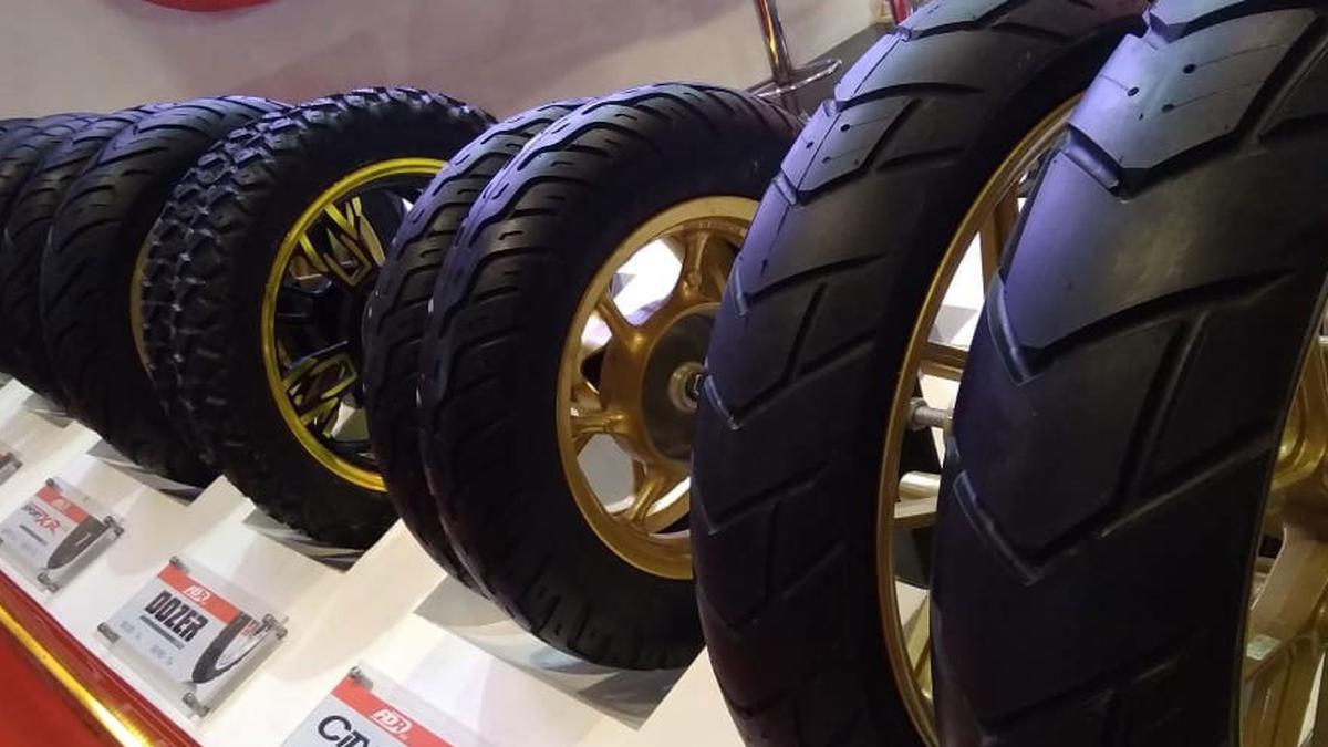 Ban Motor Produk Indonesia: Meningkatkan Kualitas Berkendara dengan ...