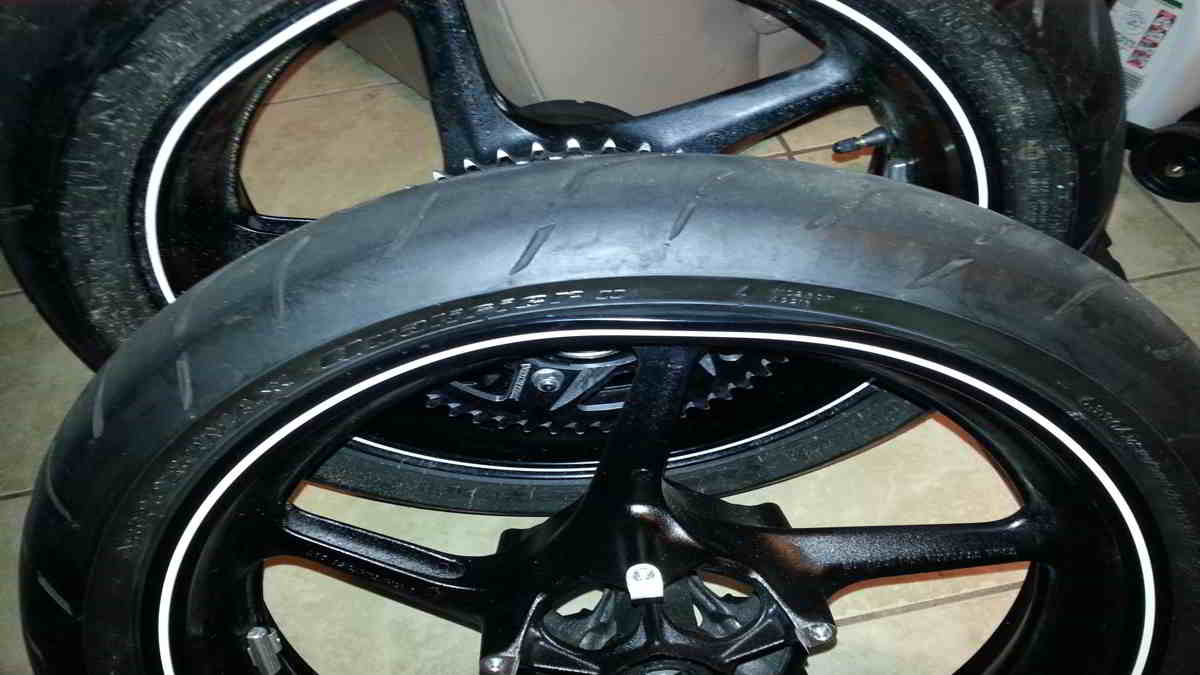 Cara Mengatasi Velg Motor Bengkok: Solusi Terbaik - Motor Sehat